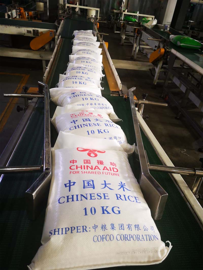 500MT of rice from China arrives in SL (Pics) – Sri Lanka Mirror ...