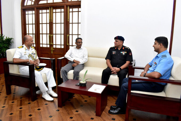 Indian Armed Forces delegation at DSCSC, Batalanda – Sri Lanka Mirror ...