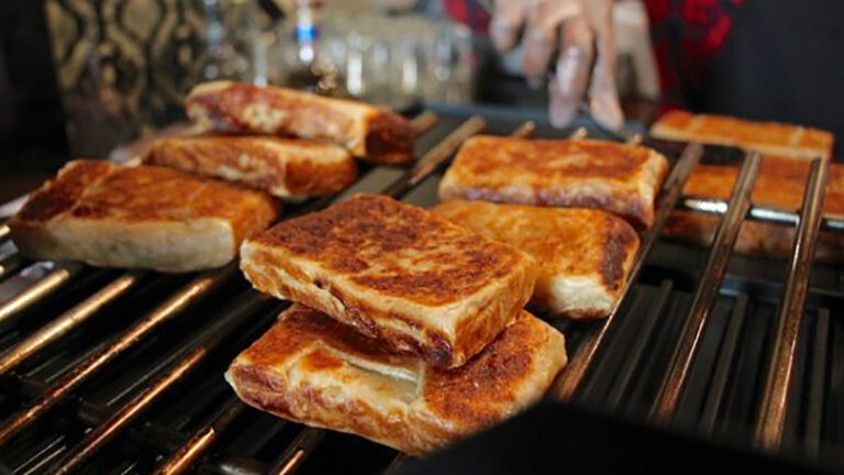 Short-eats reduced by Rs 10! – Sri Lanka Mirror – Right to Know. Power ...