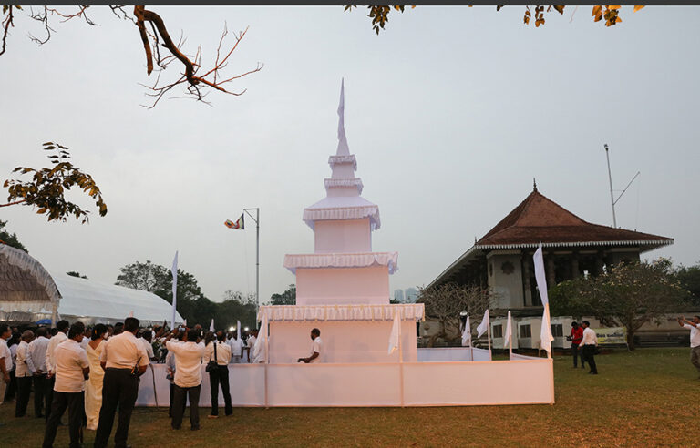 Sumitra Peries bids adieu (Pics) – Sri Lanka Mirror – Right to Know ...