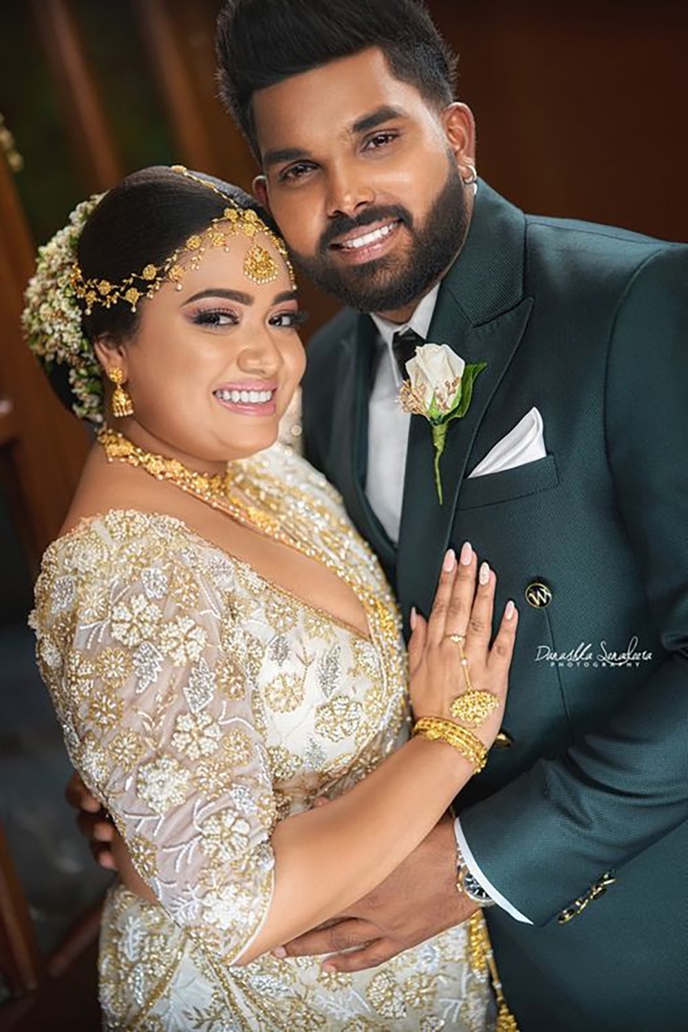Wanindu ties the knot! (Pics) – Sri Lanka Mirror – Right to Know. Power ...