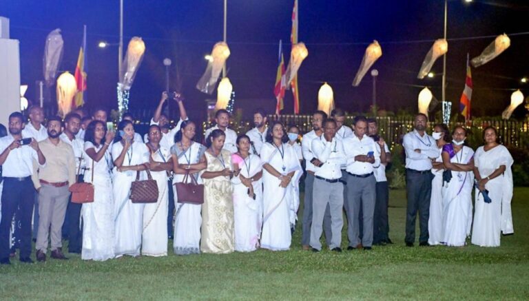 Buddha Rashmi’ Vesak festival inaugurated (Pics) – Sri Lanka Mirror ...