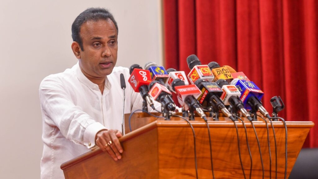 Veteran actor Amarasiri Kalansuriya passes away – Sri Lanka Mirror ...