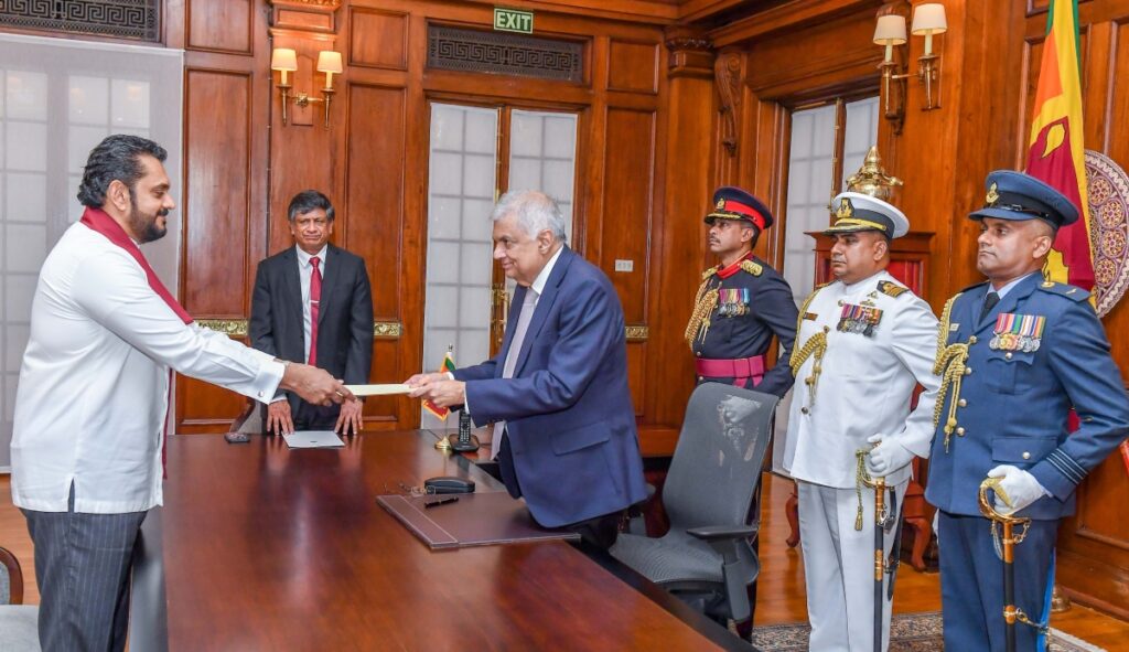 Shasheendra sworn in as State Minister – Sri Lanka Mirror – Right to ...