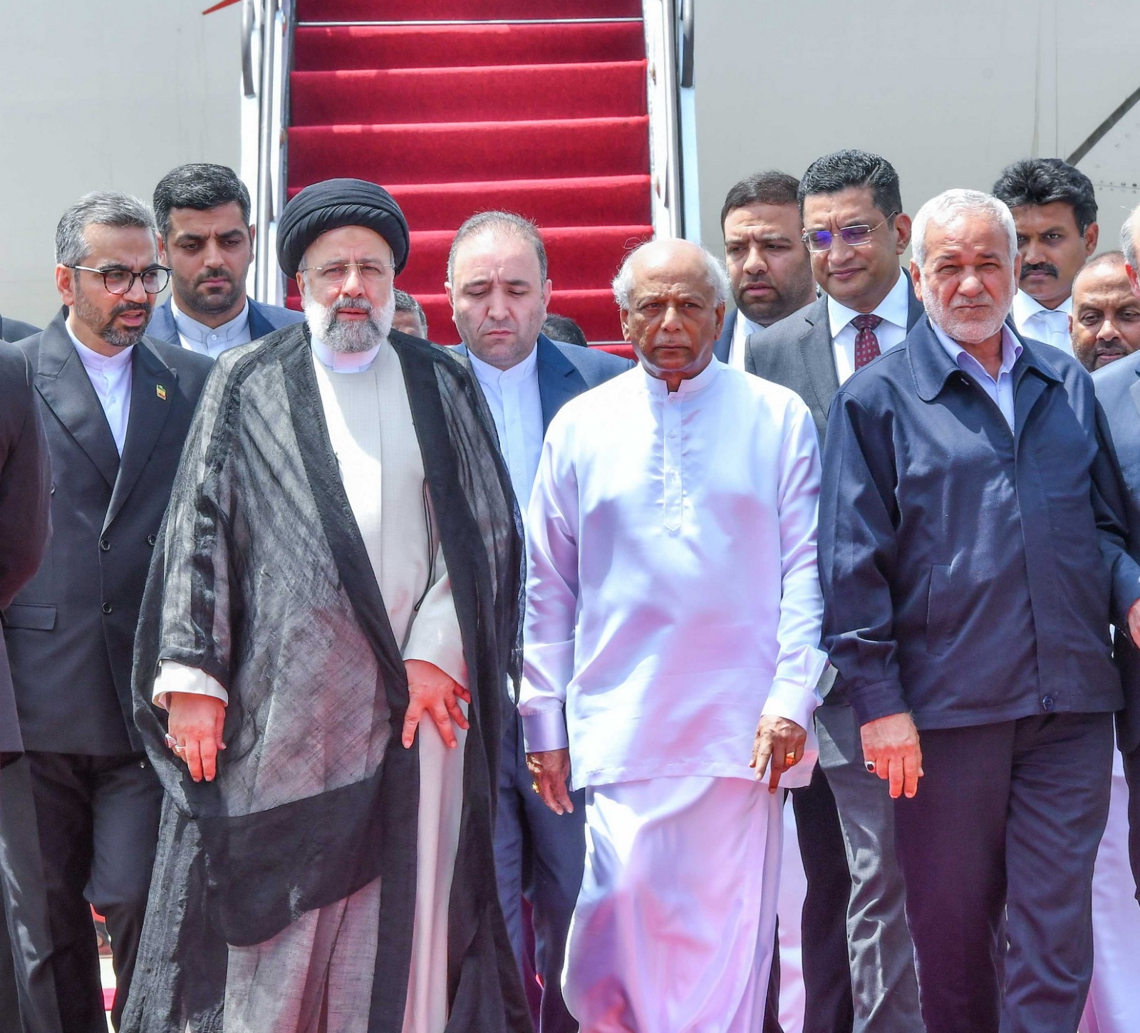 Iranian President arrives in SL (Pics) – Sri Lanka Mirror – Right to ...