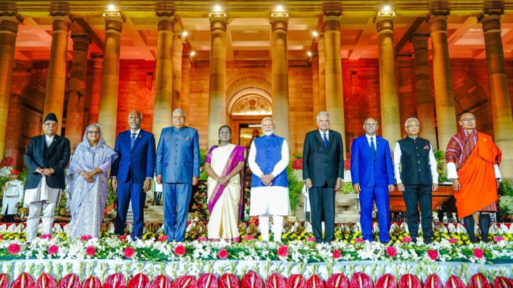 Narendra Modi sworn in as India’s PM (video) – Sri Lanka Mirror – Right ...