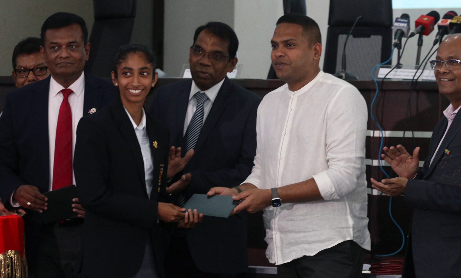 Female body found behind Negombo court complex – Sri Lanka Mirror ...