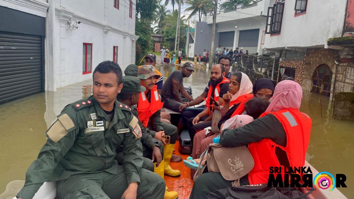 Army relief teams continue operations amid adverse weather (Pics) – Sri ...