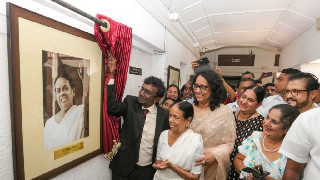 SLBC studio named in honor of Nanda Malini – Sri Lanka Mirror – Right ...