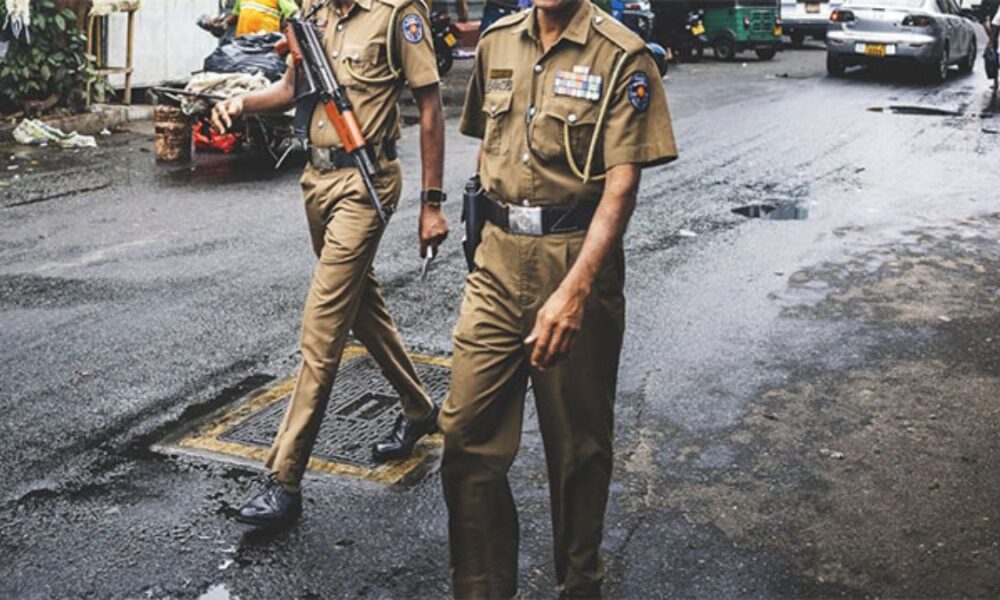 Investigations into email spreading bomb scare – Sri Lanka Mirror ...