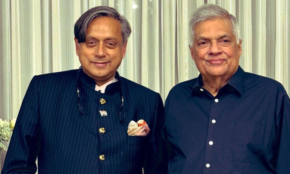 Ranil had met Shashi Tharoor, a day before CID summons! – Sri Lanka ...