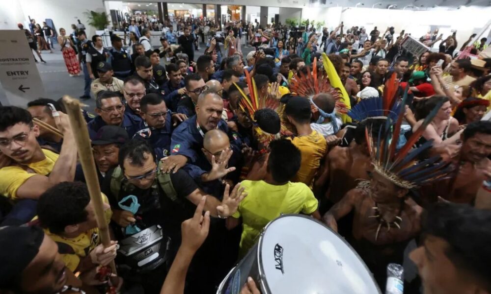 Protesters break into COP30 venue in Brazil – Sri Lanka Mirror – Right ...