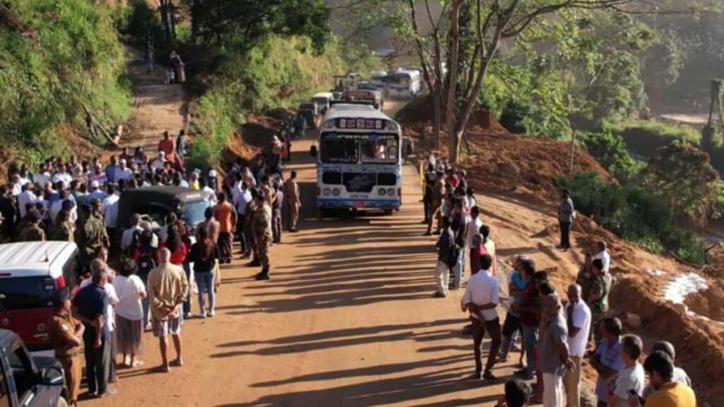 Nawalapitiya – Kandy road reopens after 18-day closure – Sri Lanka ...