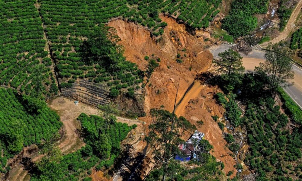 NBRO issues landslide alerts – Sri Lanka Mirror – Right to Know. Power ...