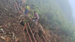 Recommendations made after landslip in Mahagiridamba area on Sri Pada ...