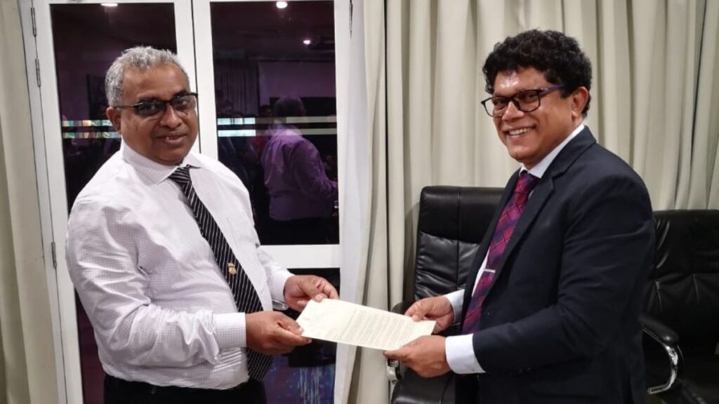 Claims that gold articles at Kataragama Devalaya are to be auctioned ...